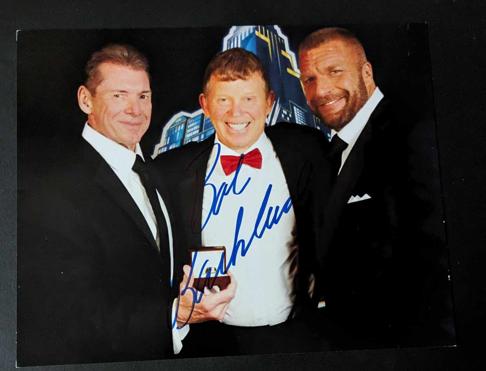 Bob Backlund Pose 2 Signed Photo COA – The Wrestling Universe