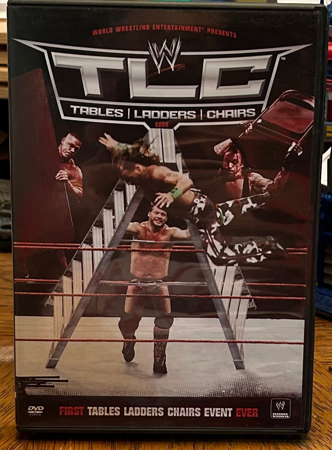 * WWE “TLC Tables, Ladders & Chairs 2009” DVD (Jericho, DX, Big Show ...