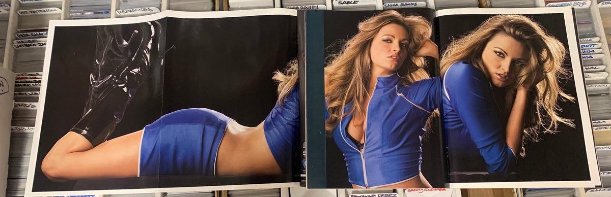 WWE RAW Magazine Feb. 2005 Batista (RED HOT Double Sided Poster of Mar ...