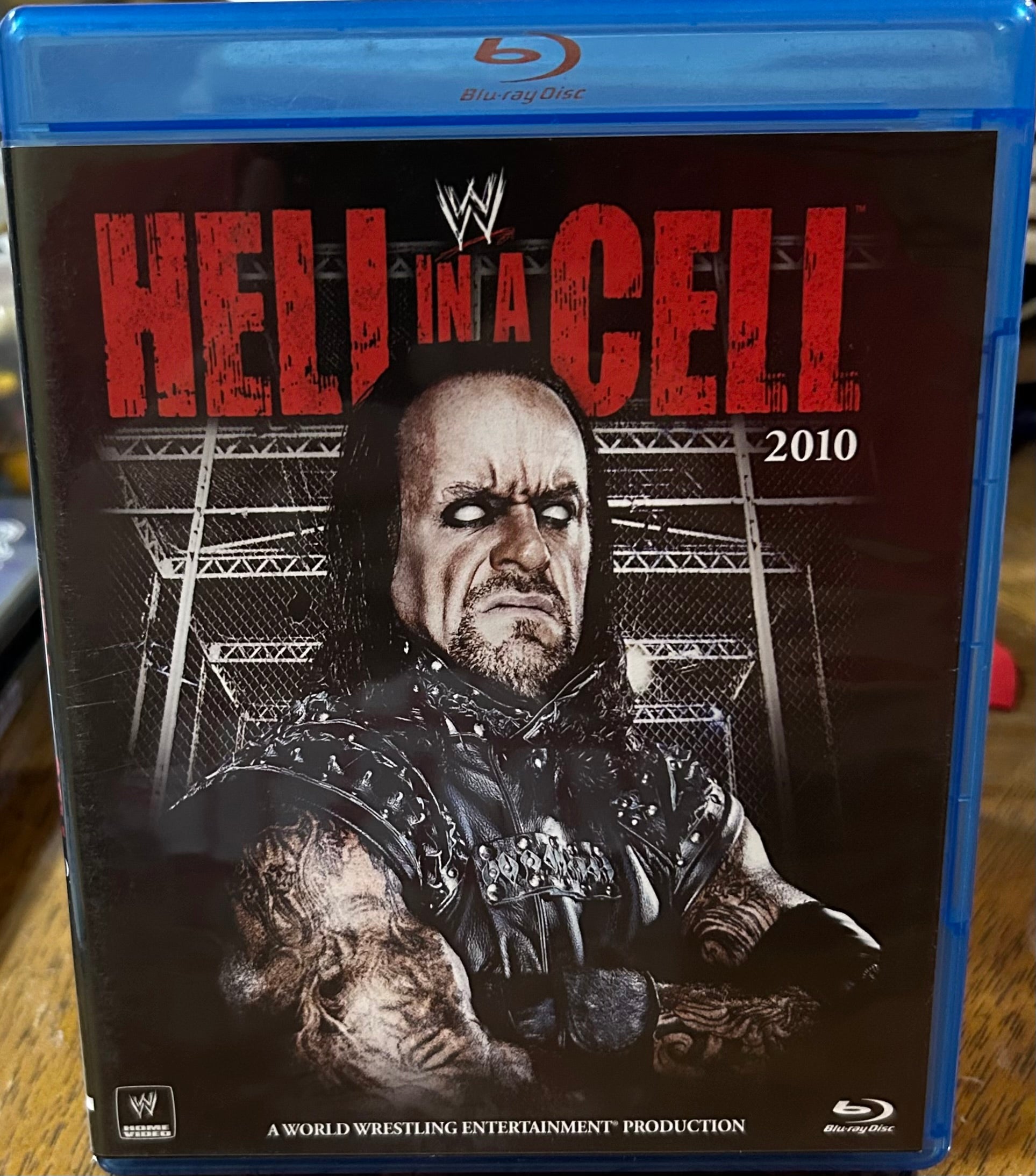 * WWE Hell in a Cell 2010 Blu-ray (Undertaker, Kane, Cena & so many mo ...
